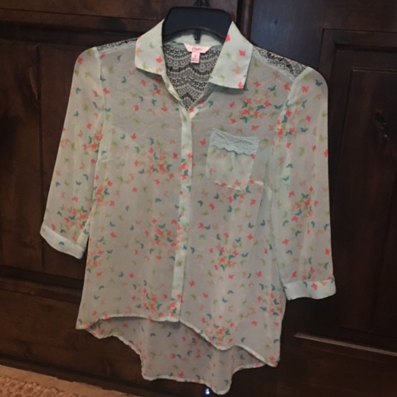Candie's | Tops | Candies Shirt | Poshmark